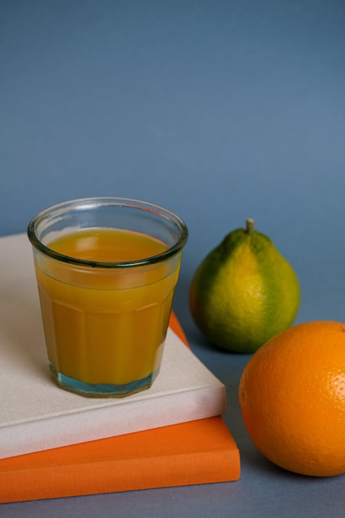 🥤 ¡Descubre los Sorprendentes Beneficios del Zumo de Nanches! 🍑