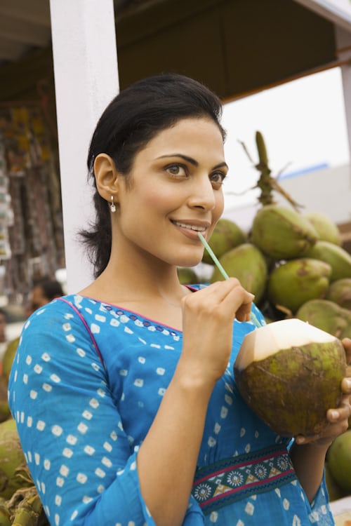 🌴 ¡Descubre los Asombrosos Beneficios del Coco Germinado para tu Hígado! 🥥