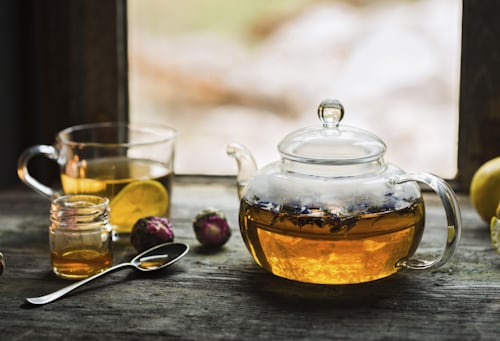 🌿 Descubre los Sorprendentes Beneficios del Té de Fruto de Tilo 🍵
