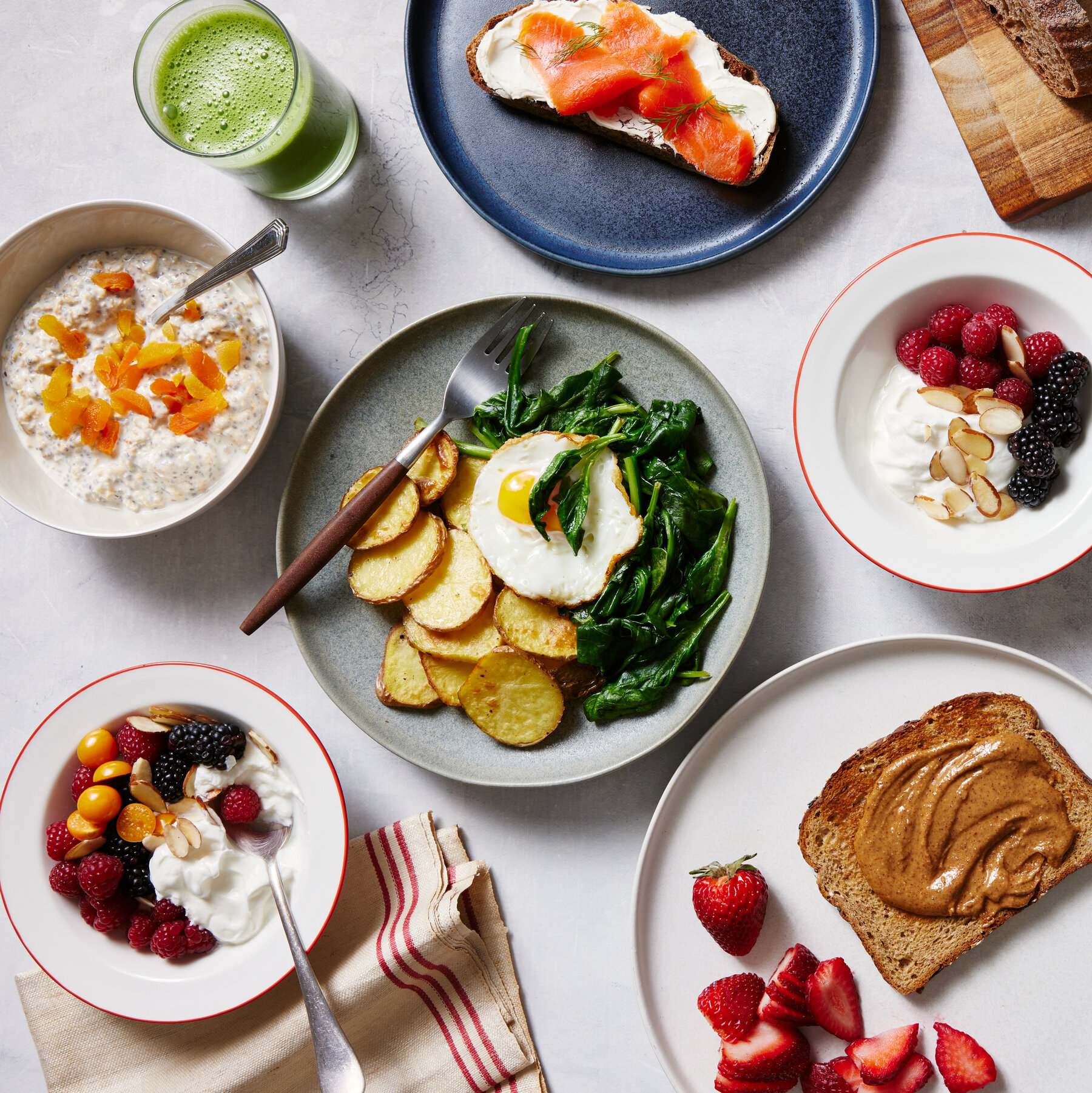 🥚 ¡Transforma tu desayuno! Combina brotes y huevos para una salud ...